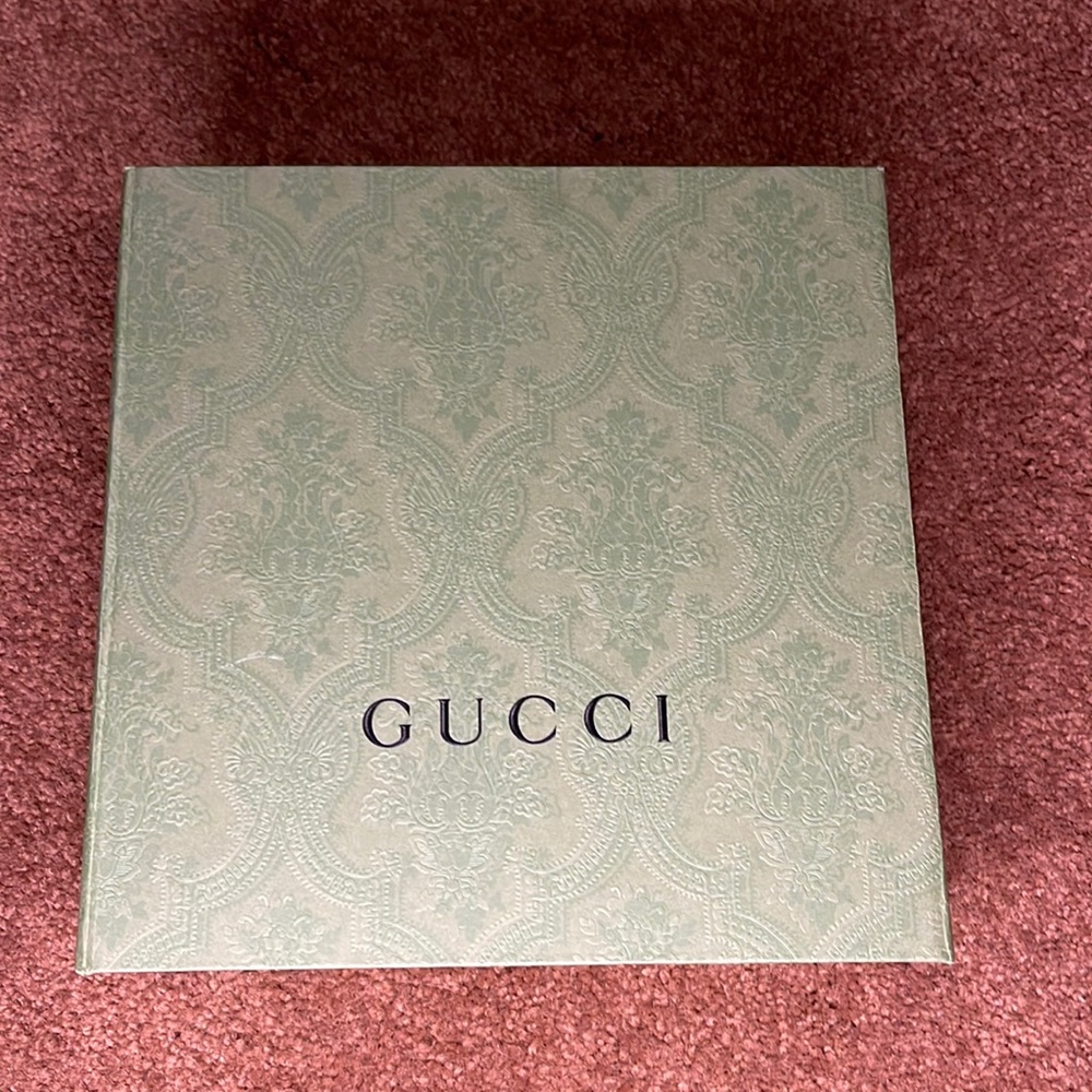 Original Gucci Box, In Great Condition. - Gem